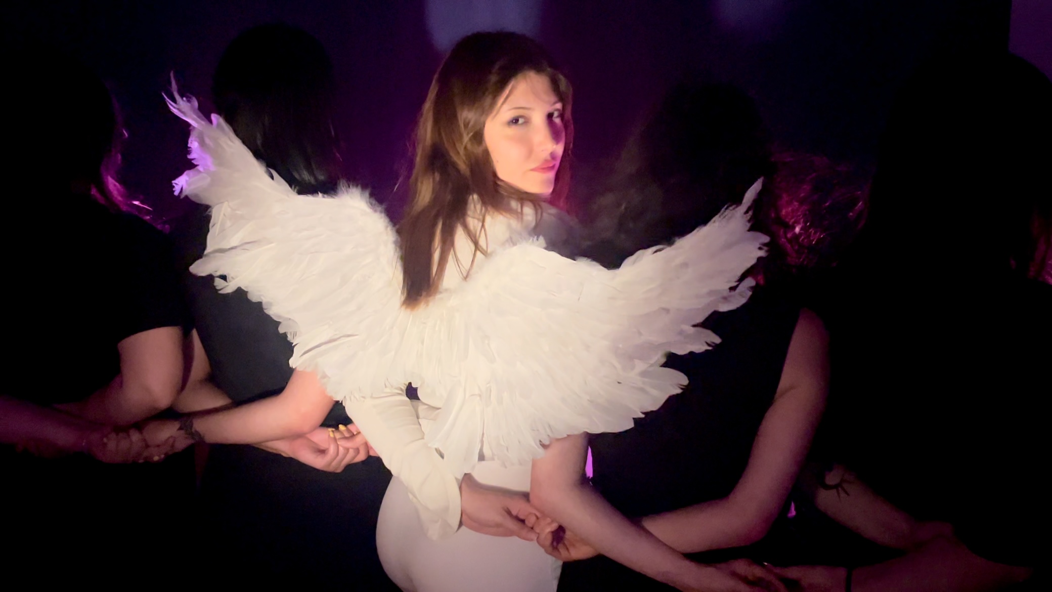 Zoe Mya y Delfines Entrenados para Matar en Niceto Humboldt - Aquí Música